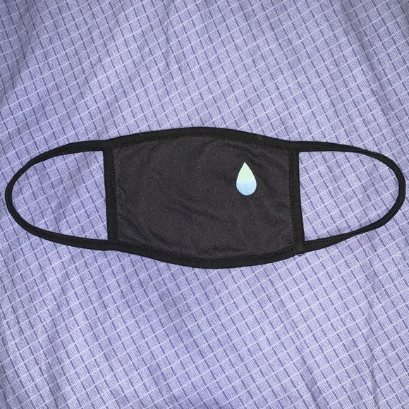 Ariana Grande | Other | Ariana Grande Extremely Rare Teardrop Mask ...